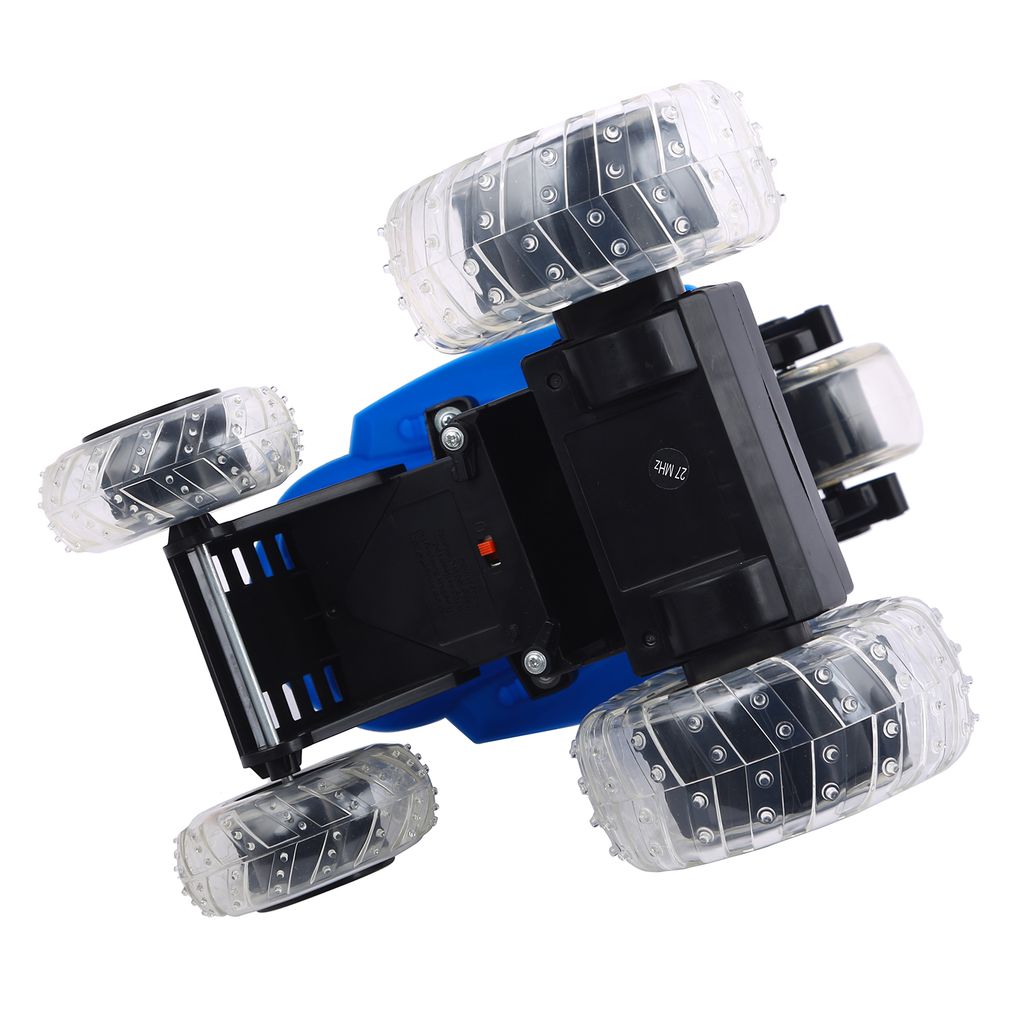 Sharper Image Thunder Tumbler Spinning Stunt Remote Controlled Car Blue